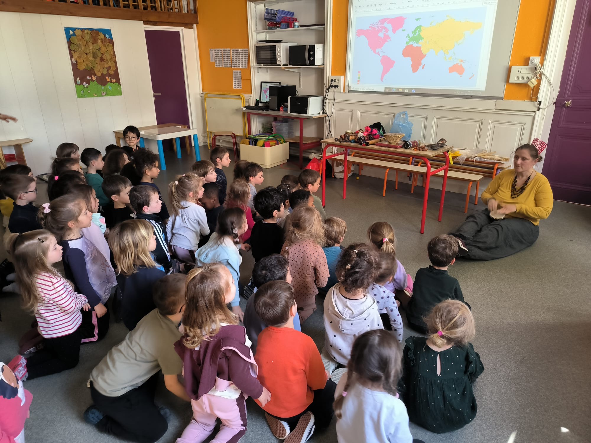 🌍🎶 Voyage musical autour du monde en CPA et PS/MS ! - Institution Saint Charles - Vienne - 38